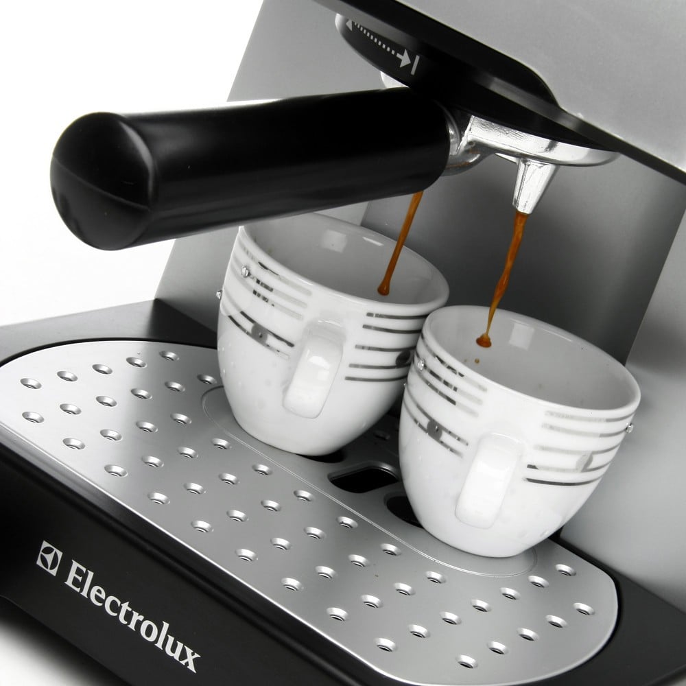 Café Fácil - Cafeteira Expresso Electrolux Crema Silver 110v